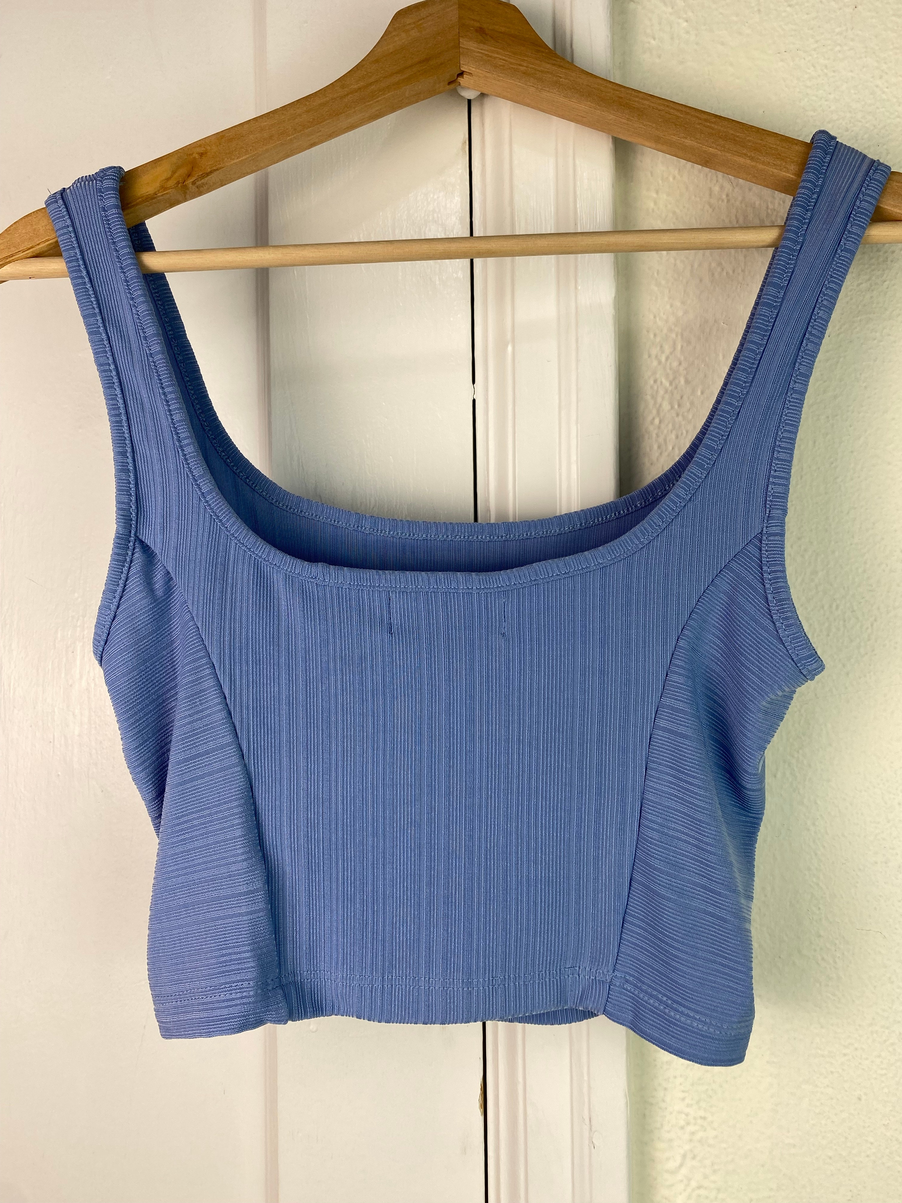 Urban Outfitters Women's M Blue Ribbed Stretch Crop Tank Top | eBay
